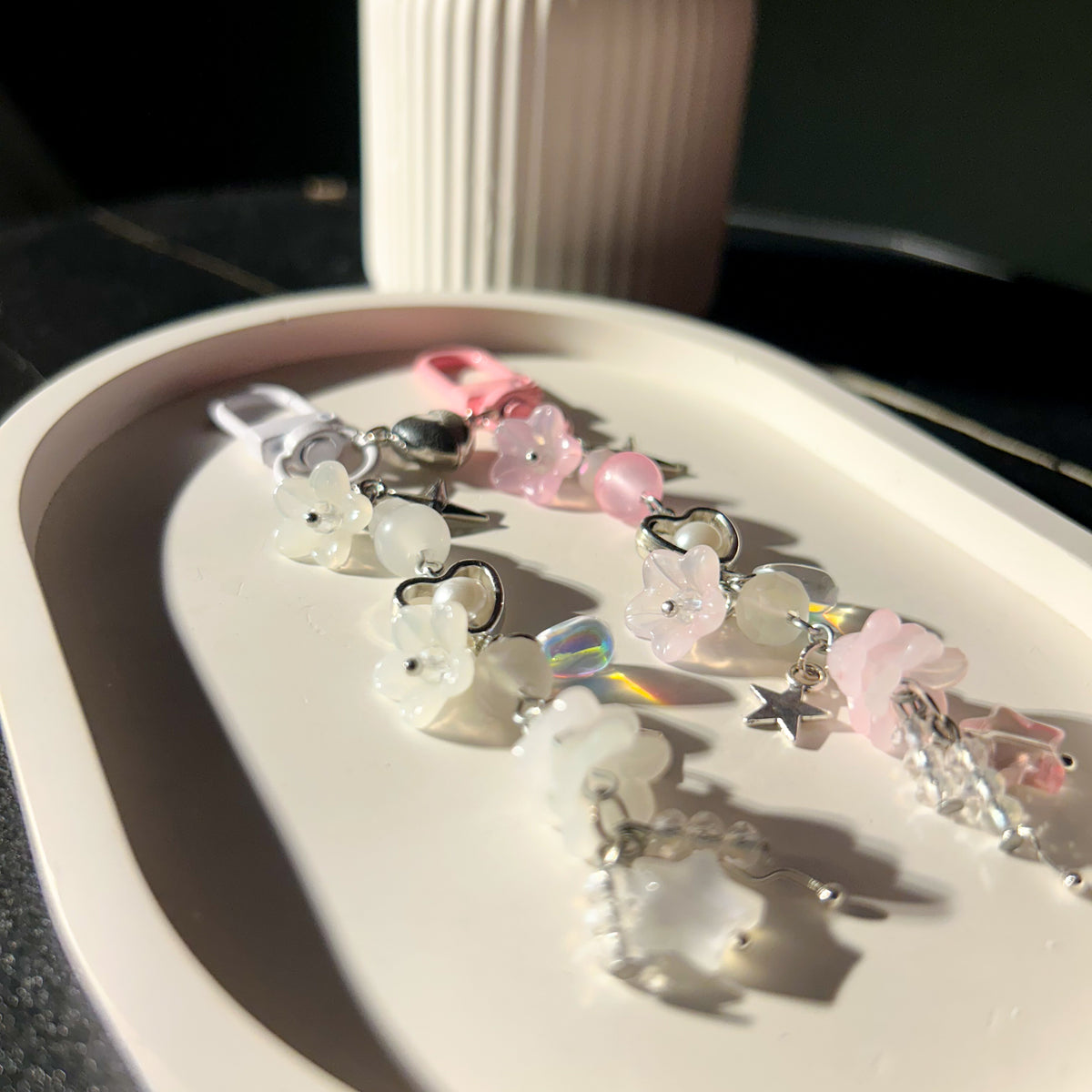 JELLLYFISH MAGNETIC HEART KEYCHAINS – Lilly Store