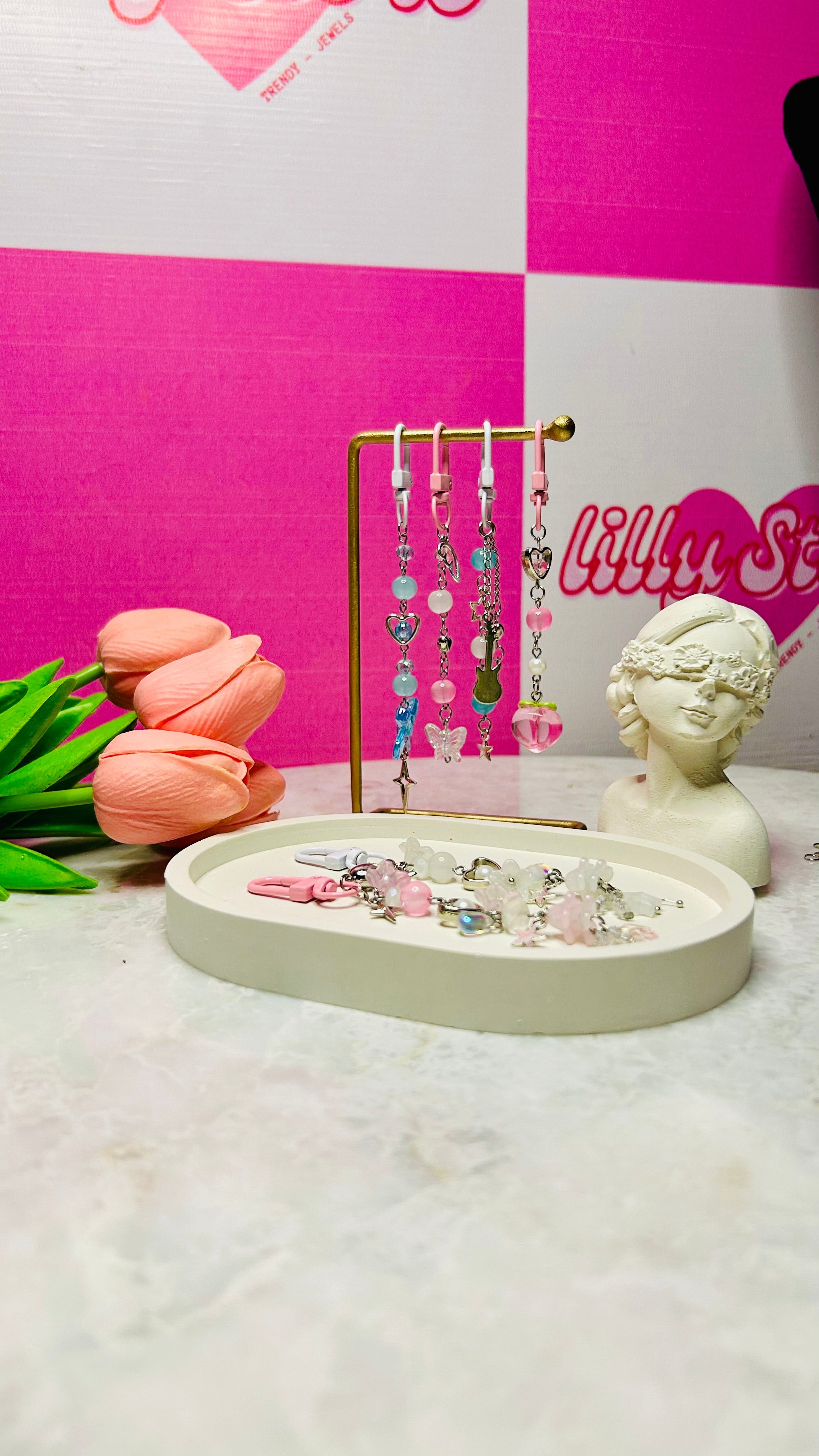 KEY CHAINS – Lilly Store